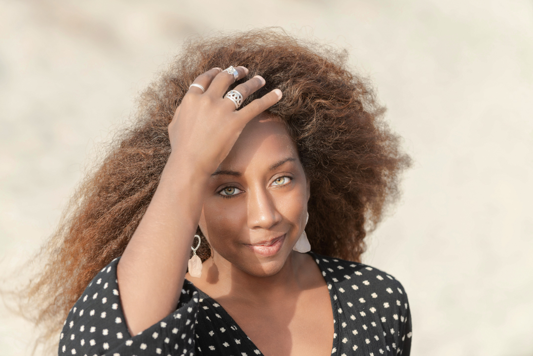 Pro-Surfer Dominique Miller - INPELOTO (INfinite PEace LOve TOgetherness)